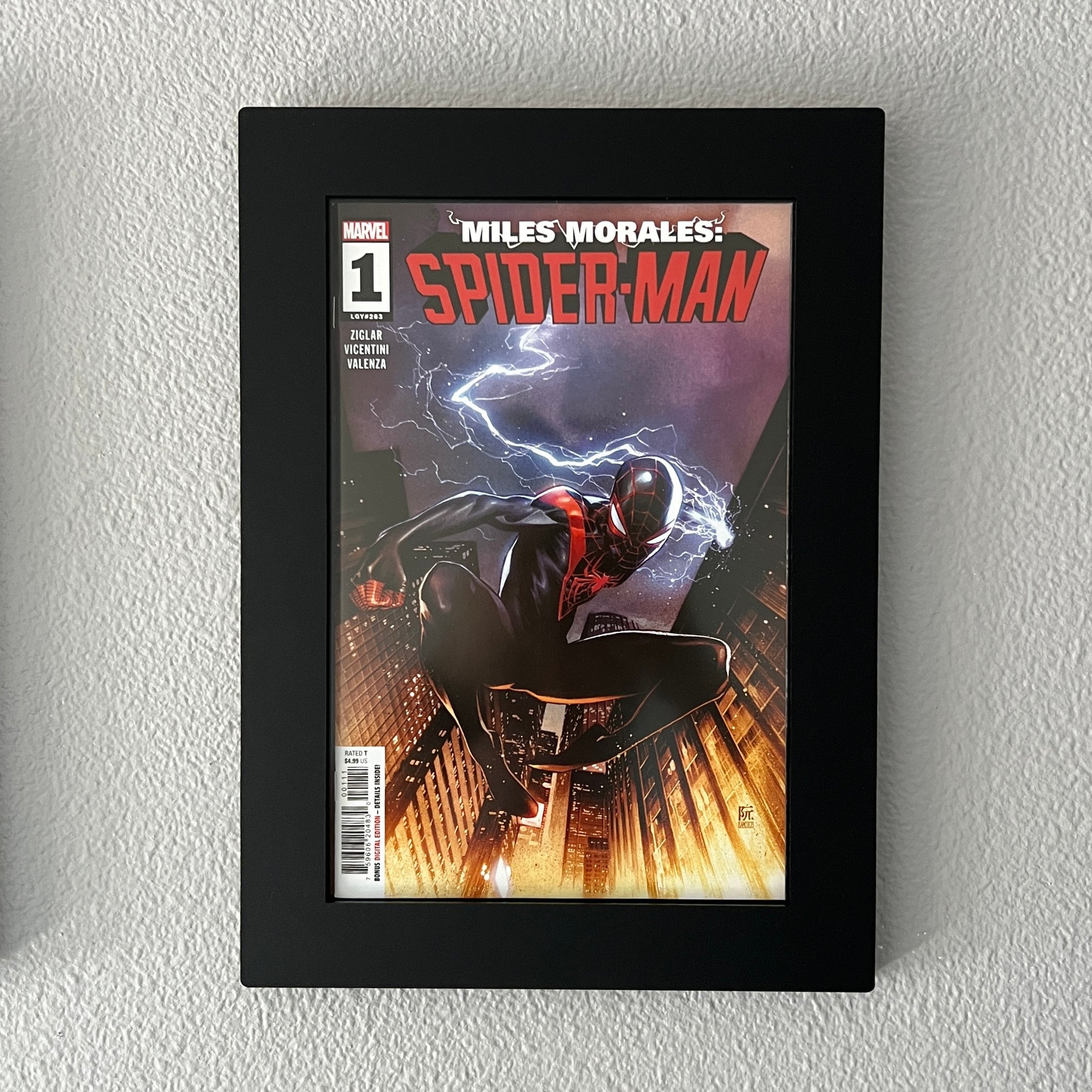 Comic Book Stands To Display Graded Comic Book Slabs as Art Pieces ...