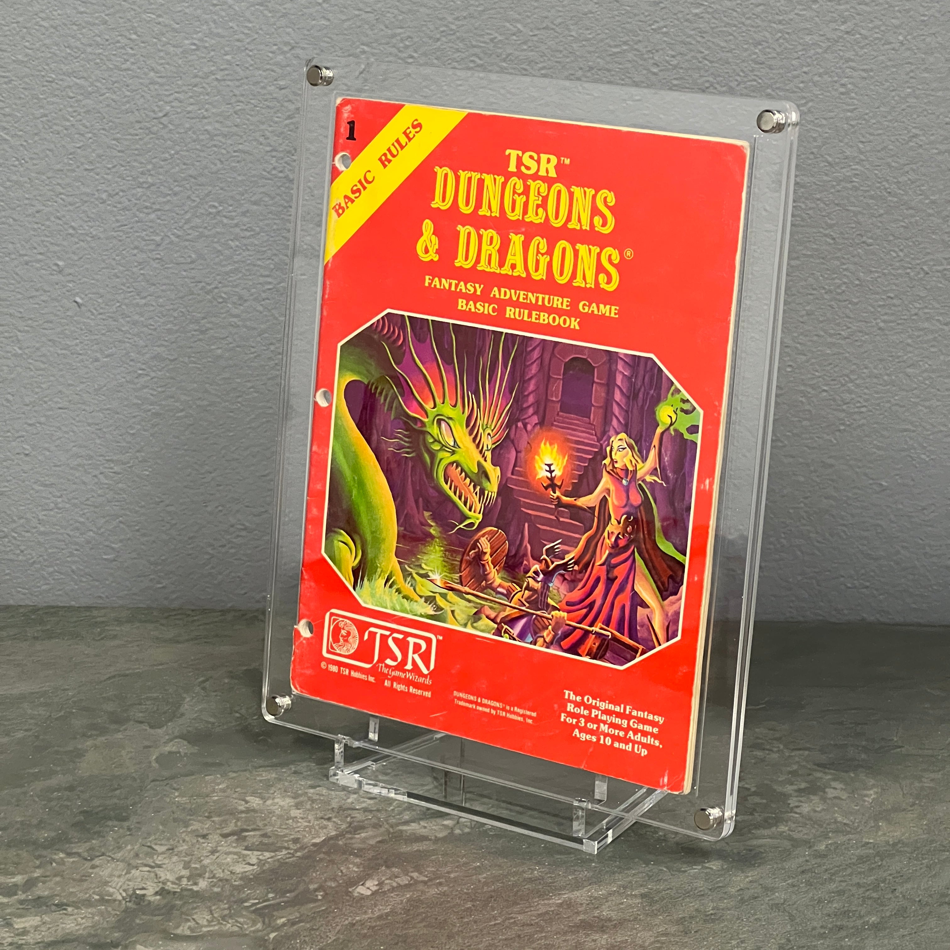Custom Acrylic Cases (Comic and Magazine) – Red Wolf Collectibles