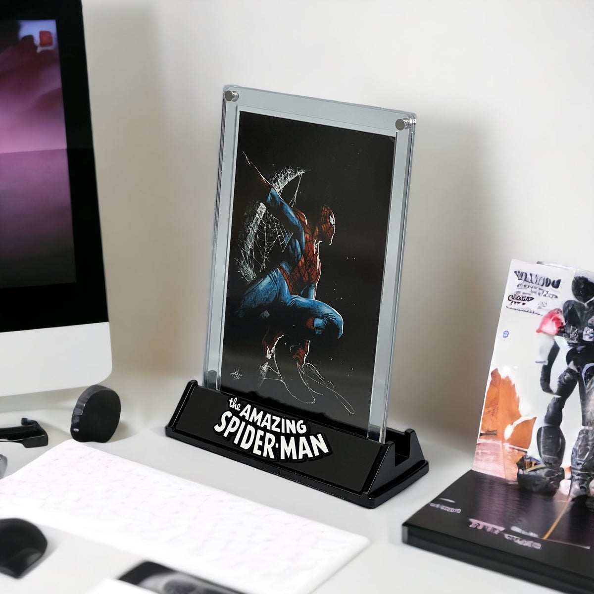 Amazing Spider-Man Comic Stand (All Black and White) – Red Wolf ...