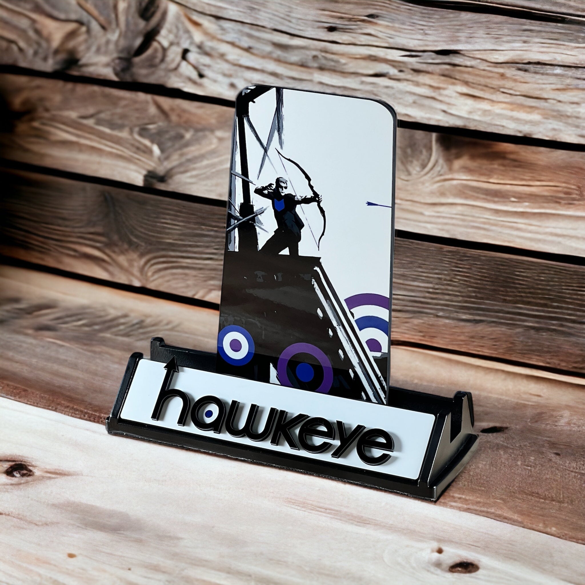 Comic and Statue Display Stands – Red Wolf Collectibles