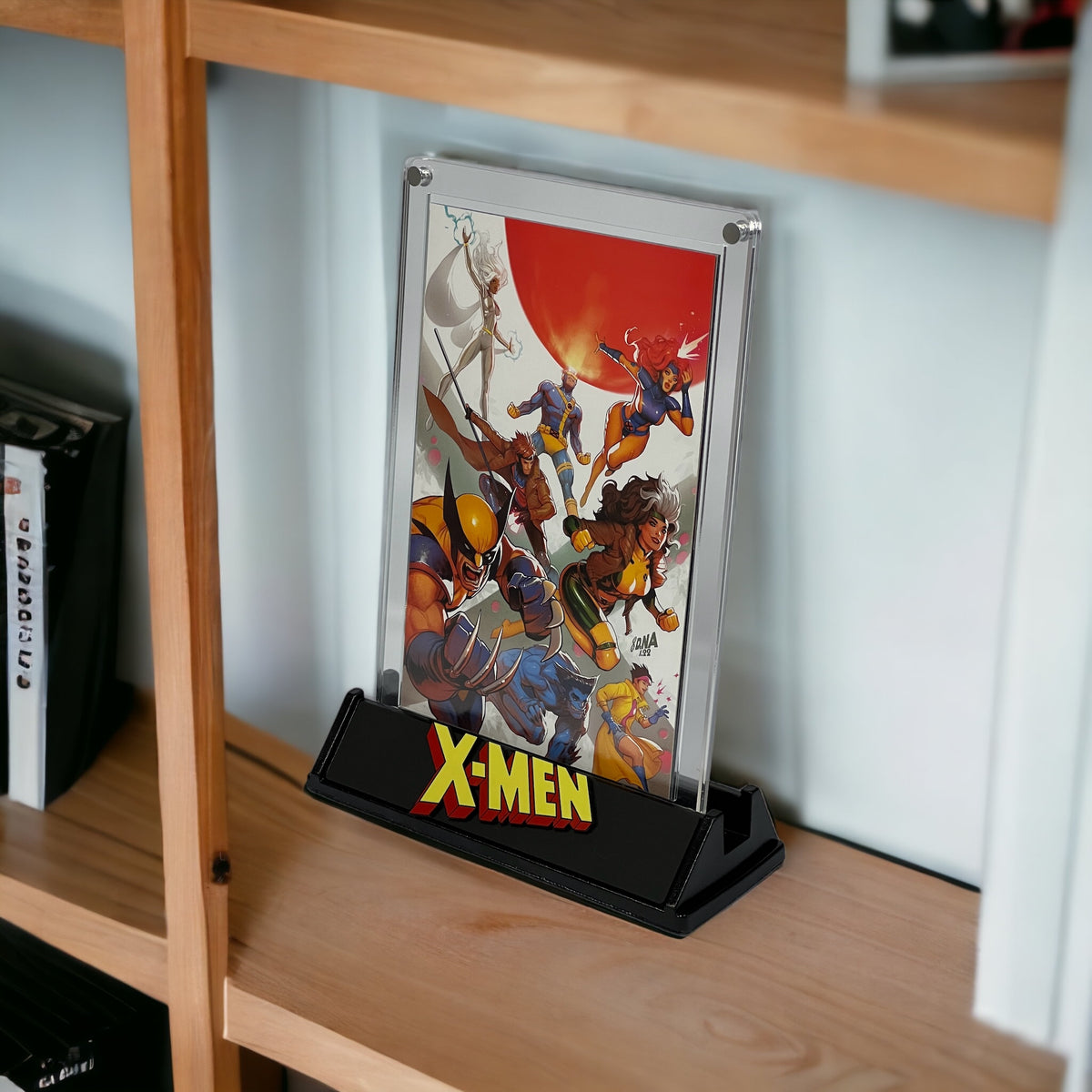 X-Men Comic Stand – Red Wolf Collectibles