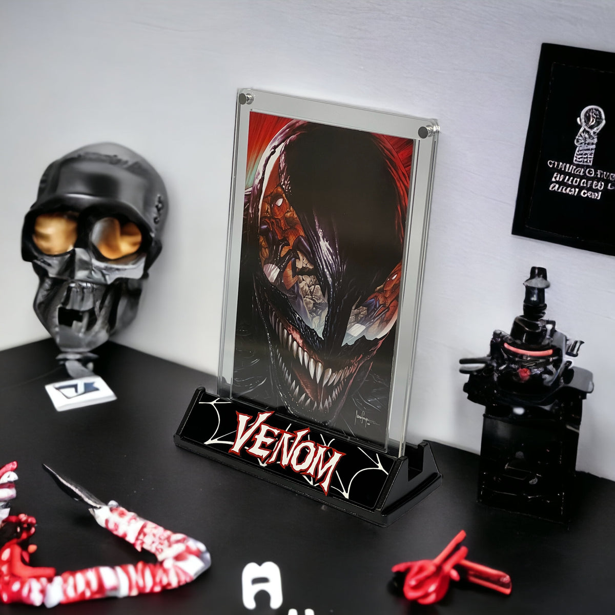 Venom Comic Stand (White Web Design) – Red Wolf Collectibles