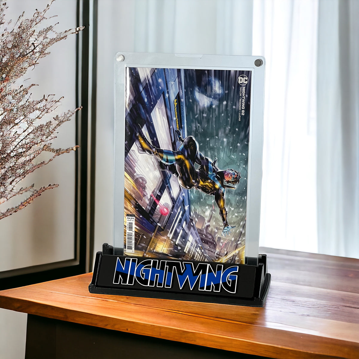 Nightwing Comic Stand (Black Background) – Red Wolf Collectibles
