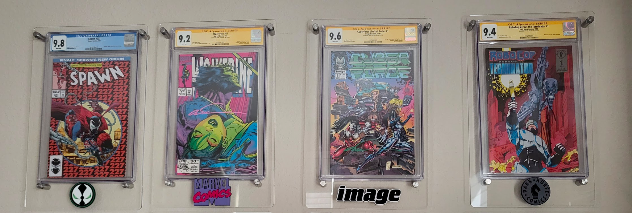 Comic Book Stands To Display Graded Comic Book Slabs as Art Pieces ...