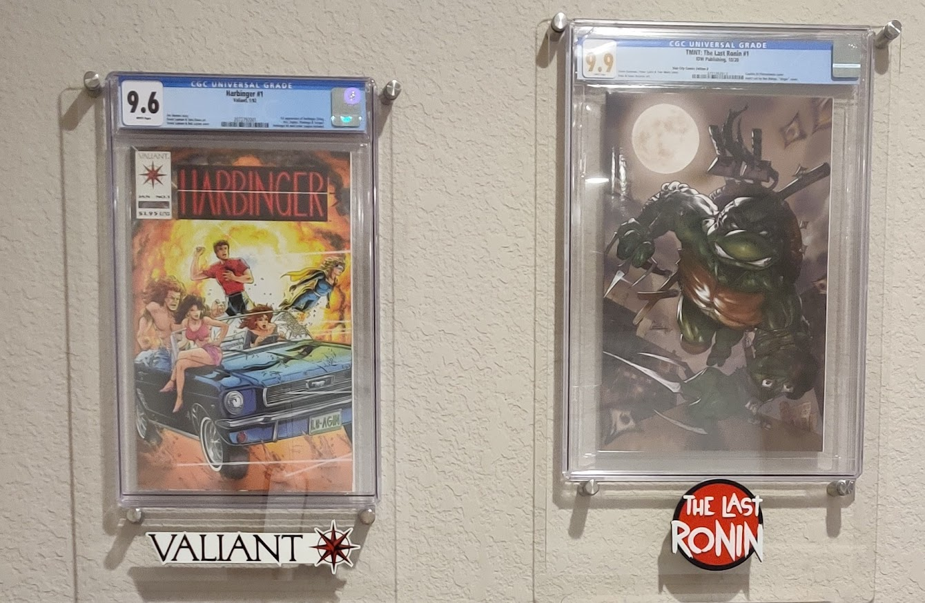 Comic Book Stands To Display Graded Comic Book Slabs as Art Pieces ...